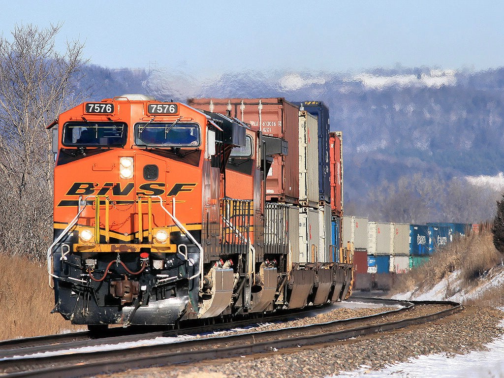 BNSF 7576